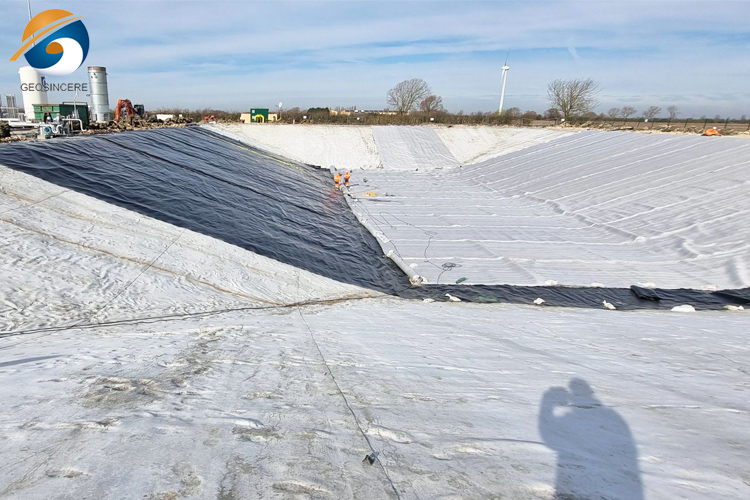 A Deep Dive Into Landfill Liner Material - Shandong Geosino New ...